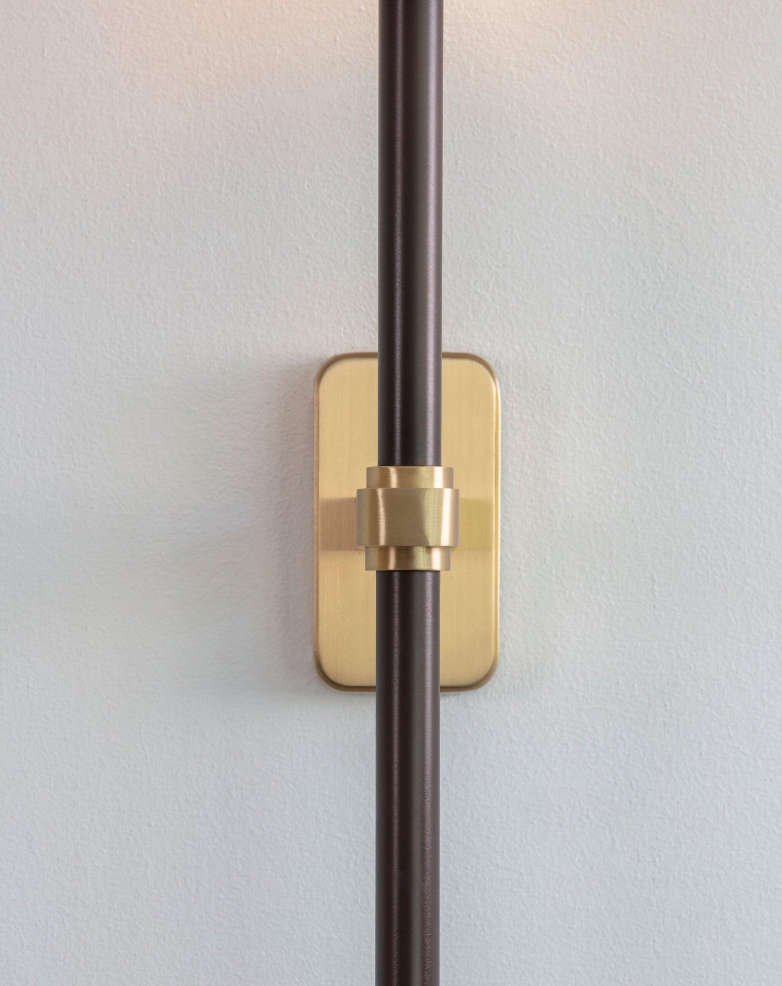 Bert Frank Farol Single Wall Light