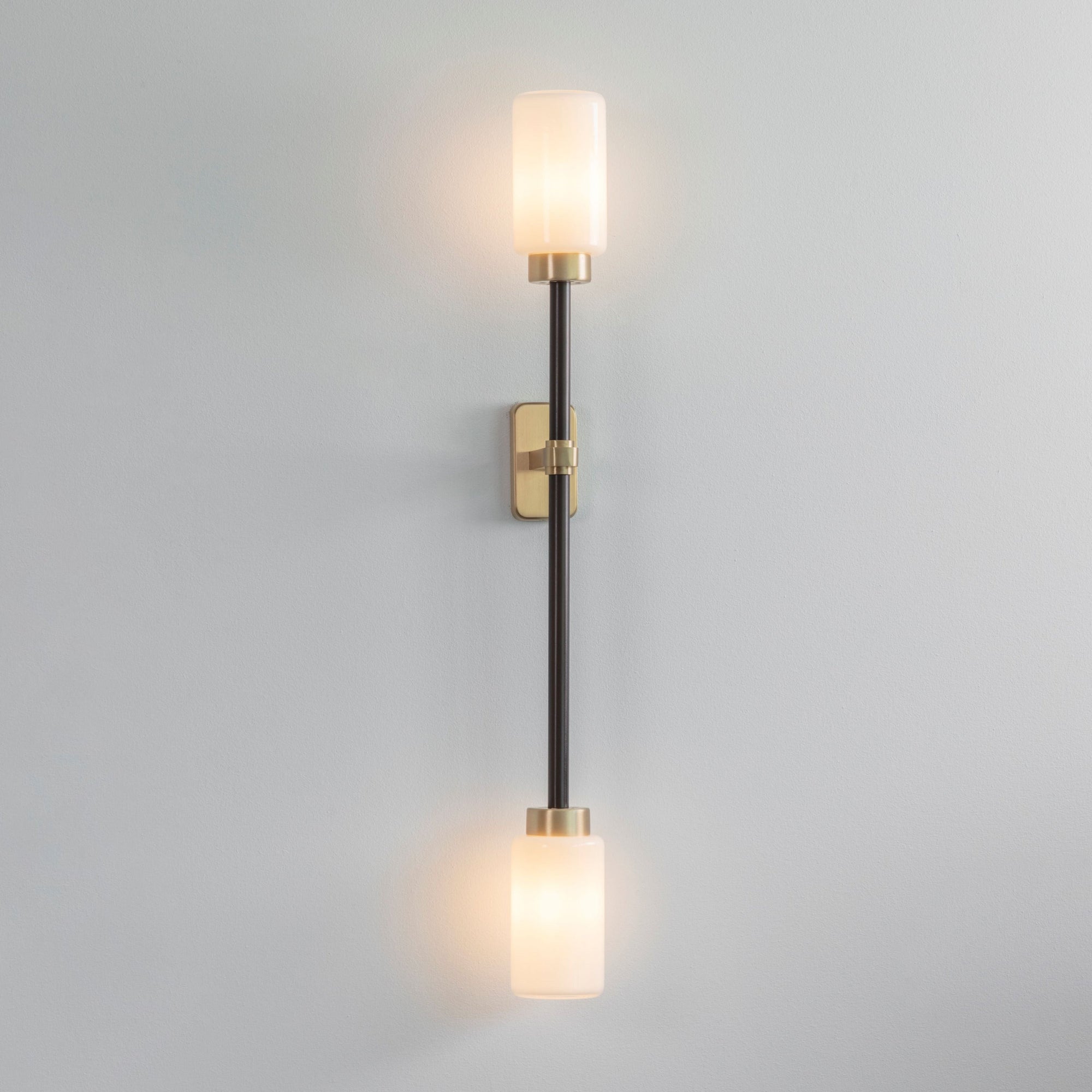 Bert Frank Farol Single Wall Light