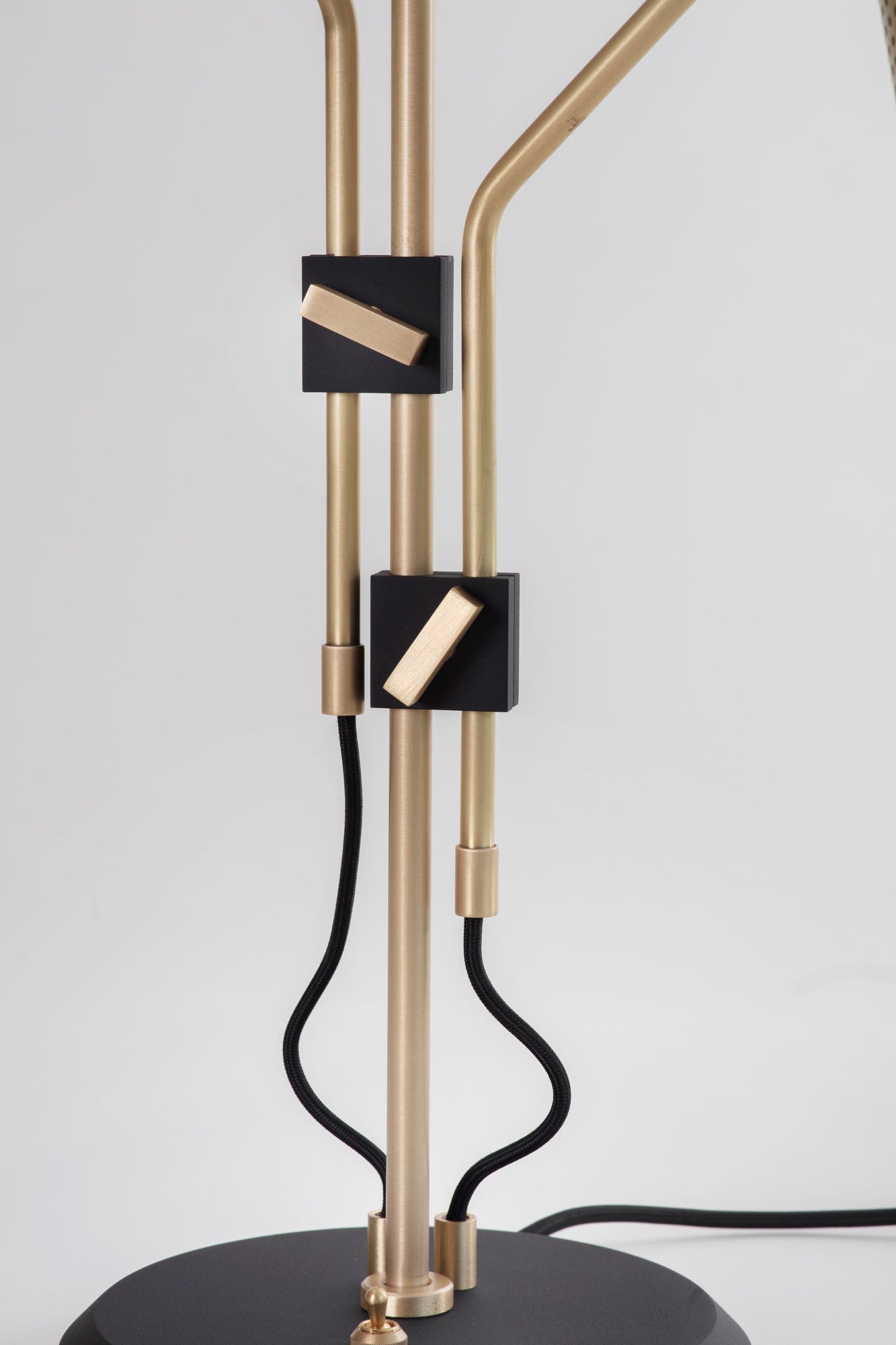 Bert Frank Riddle Double Table Lamp | Inspyer Lighting