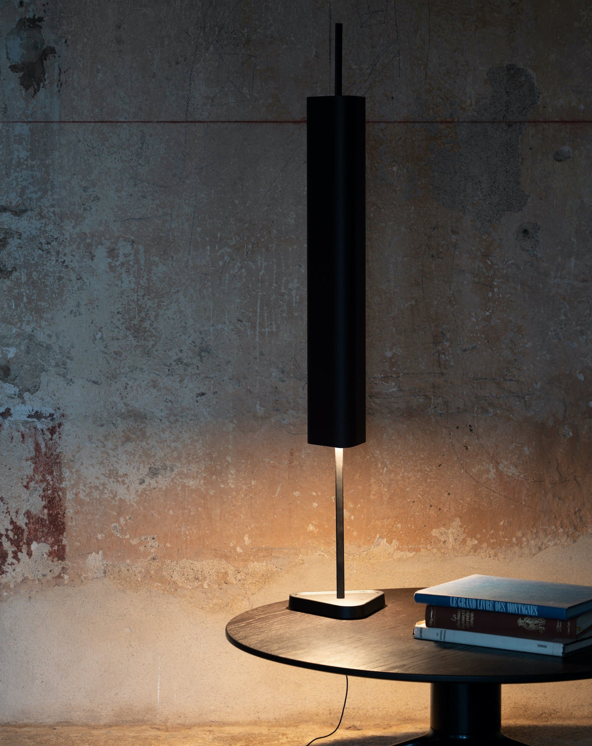 Flos EMI Table Lamp | Inspyer Lighting