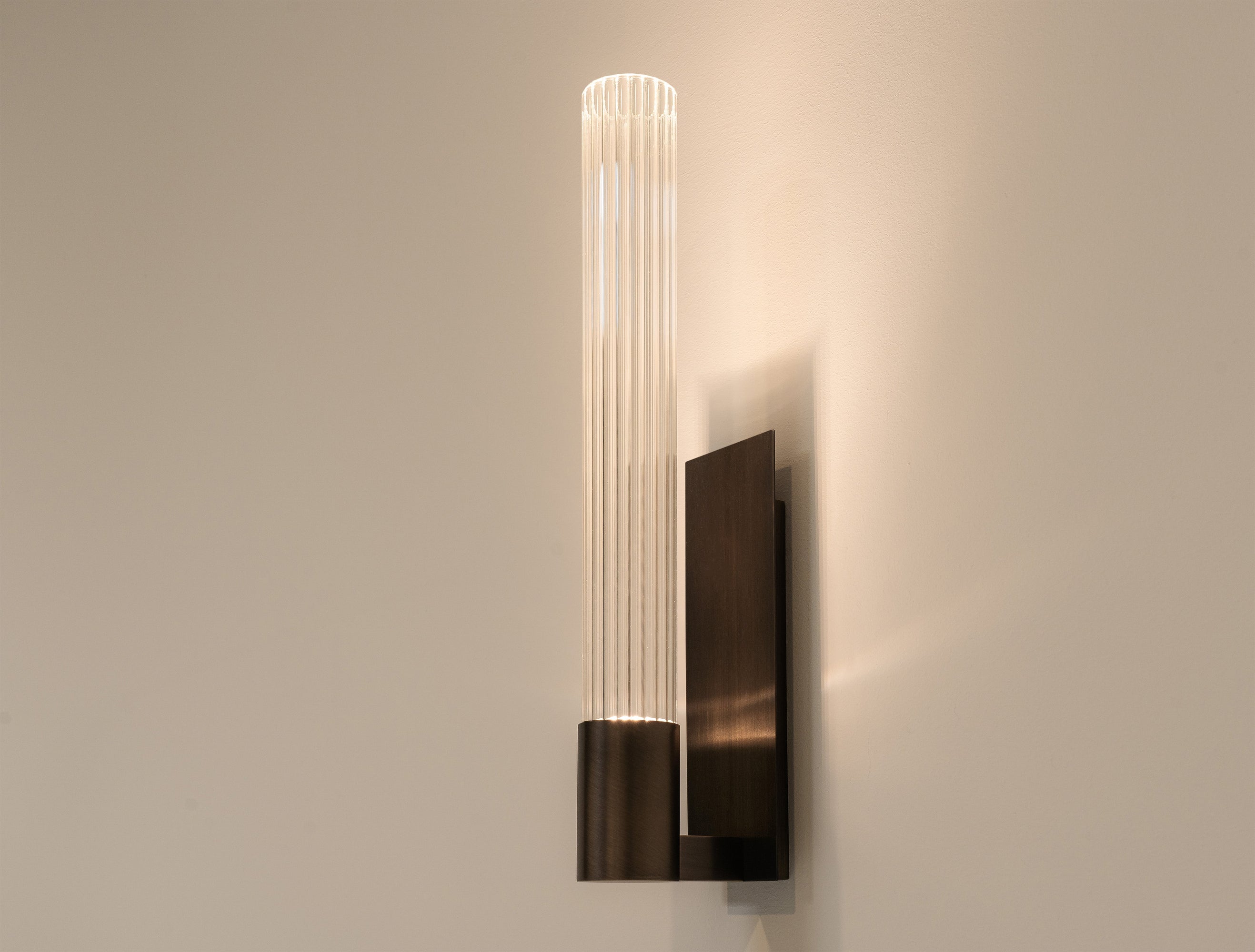 Ilfari Infinity W1 Wall Light | Inspyer Lighting