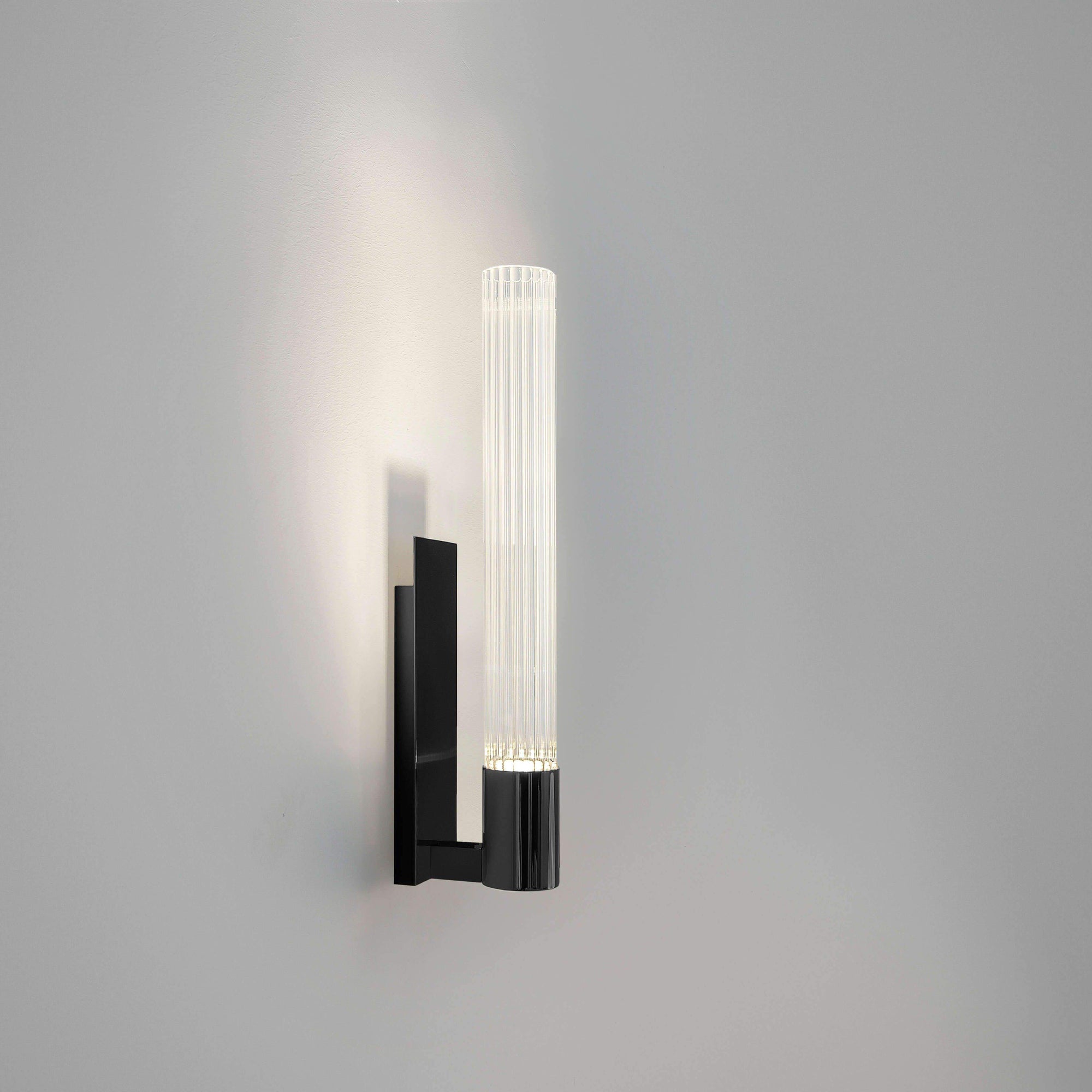 Ilfari Infinity W1 Wall Light | Inspyer Lighting