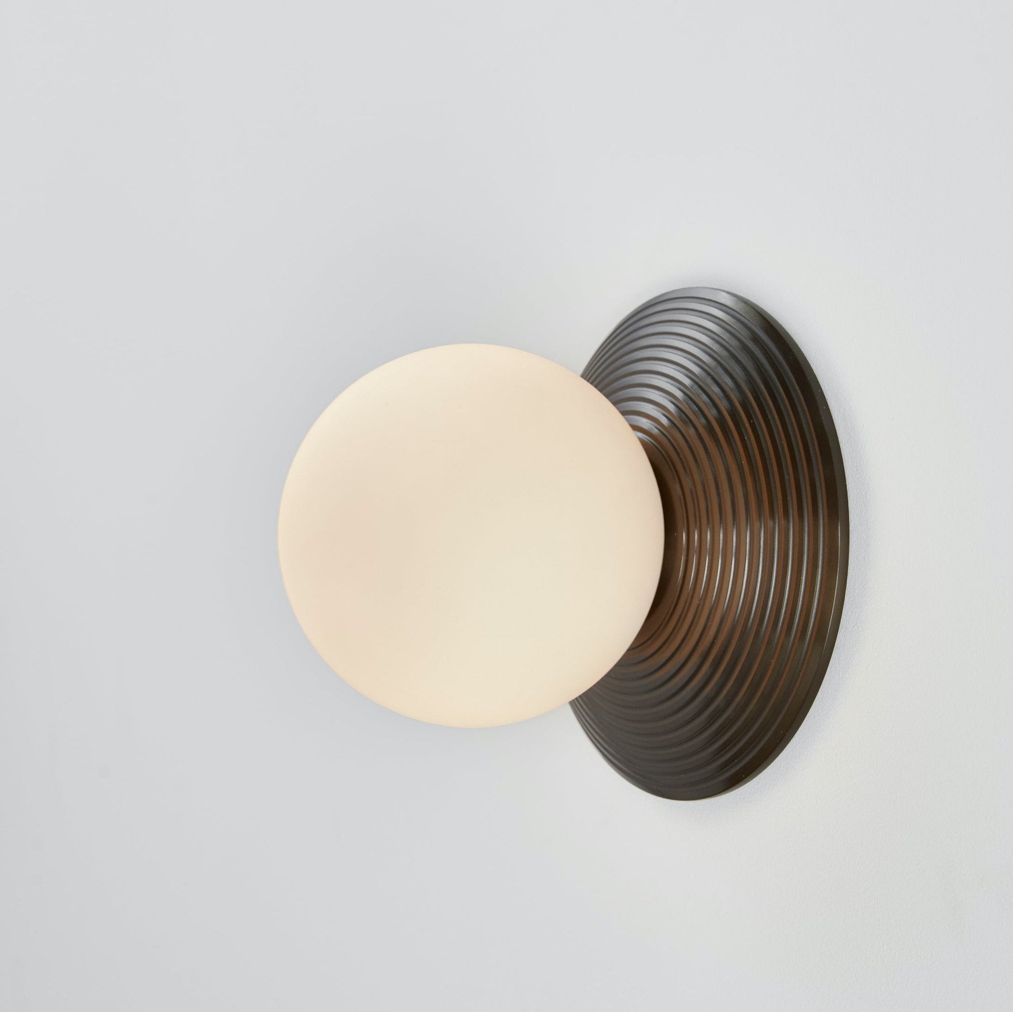 J. Adams & Co Orbit Wall Light | Inspyer Lighting