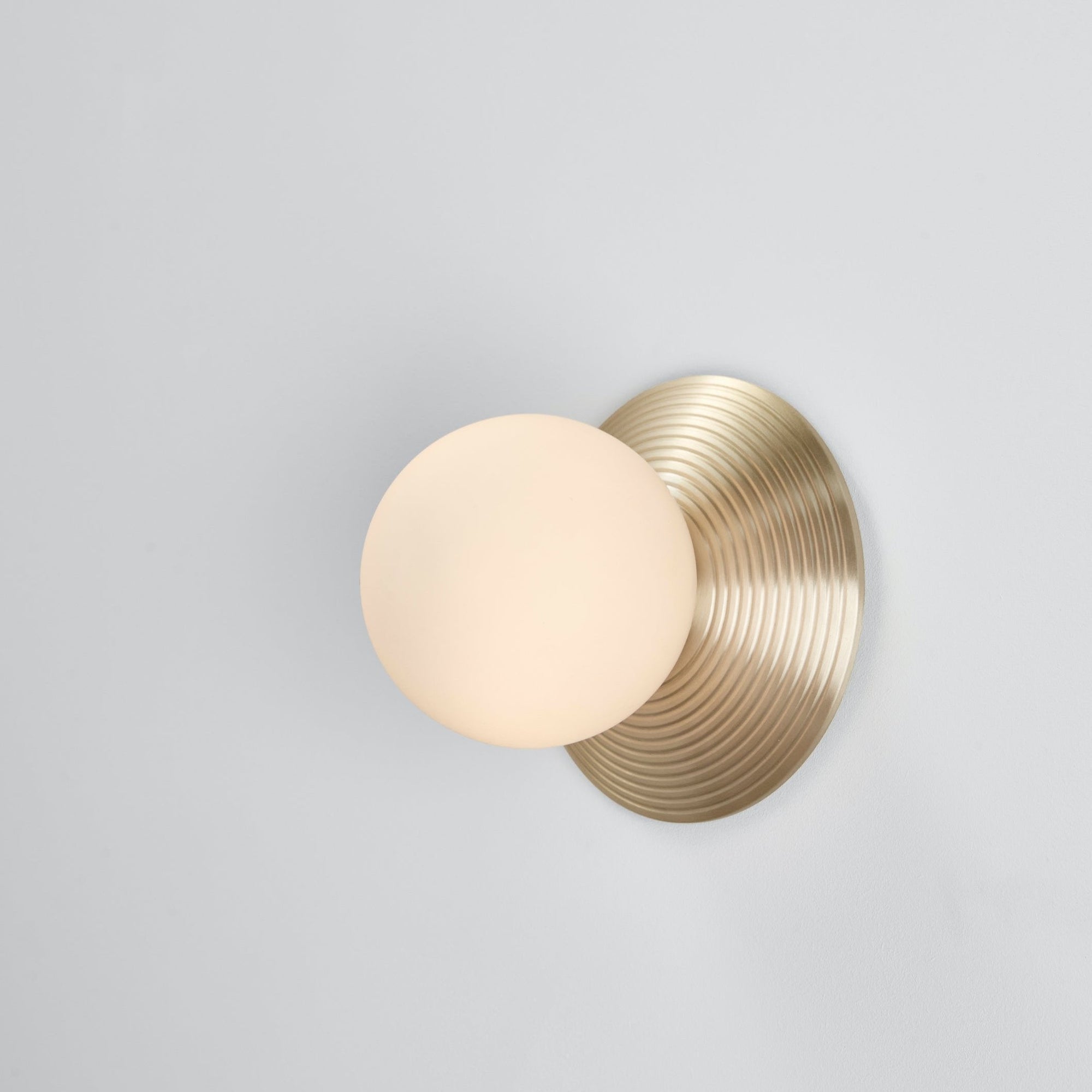J. Adams & Co Orbit Wall Light | Inspyer Lighting