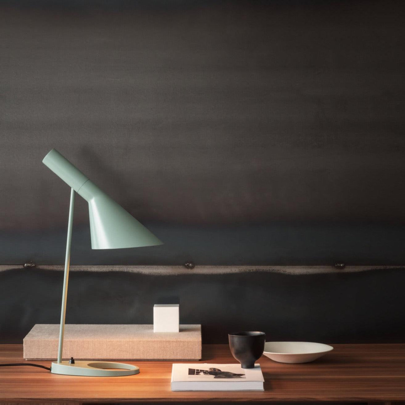 Louis Poulsen AJ Table Lamp | Inspyer Lighting