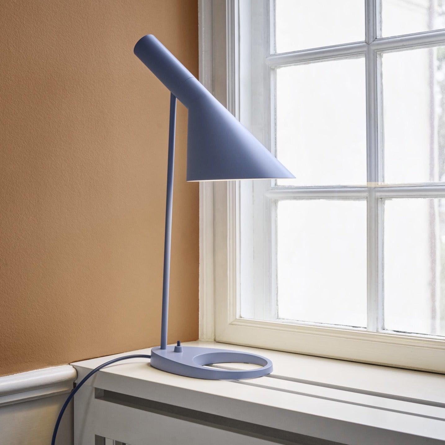 Louis Poulsen AJ Table Lamp | Inspyer Lighting