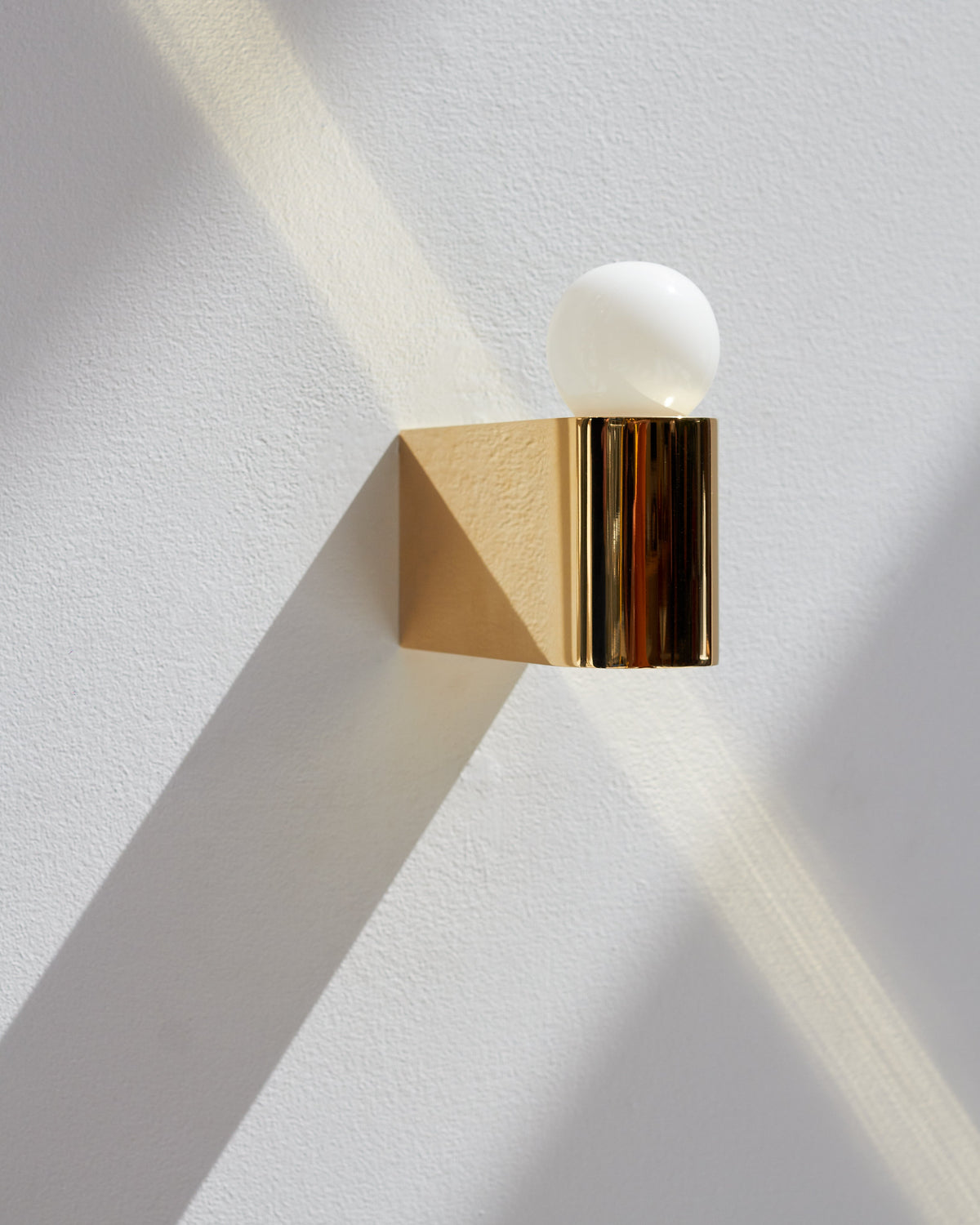Michael Anastassiades BAC D2 Wall Light | Inspyer Lighting