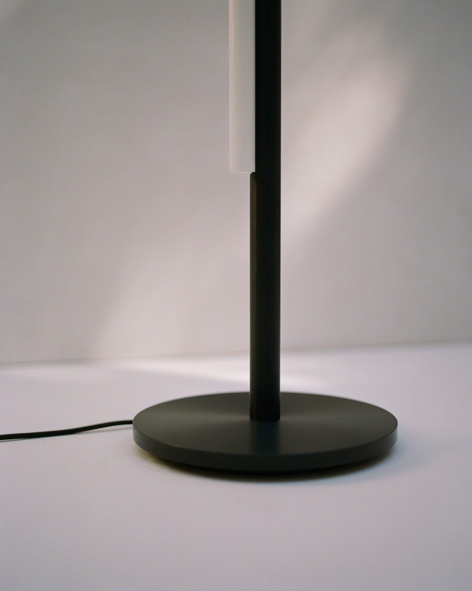 Michael Anastassiades One Well Know Sequence Floor Lamp | Inspyer Lighting