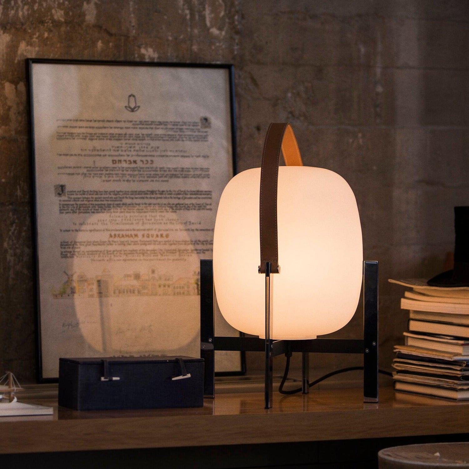 Santa & Cole Cesta Metálica Table Lamp
