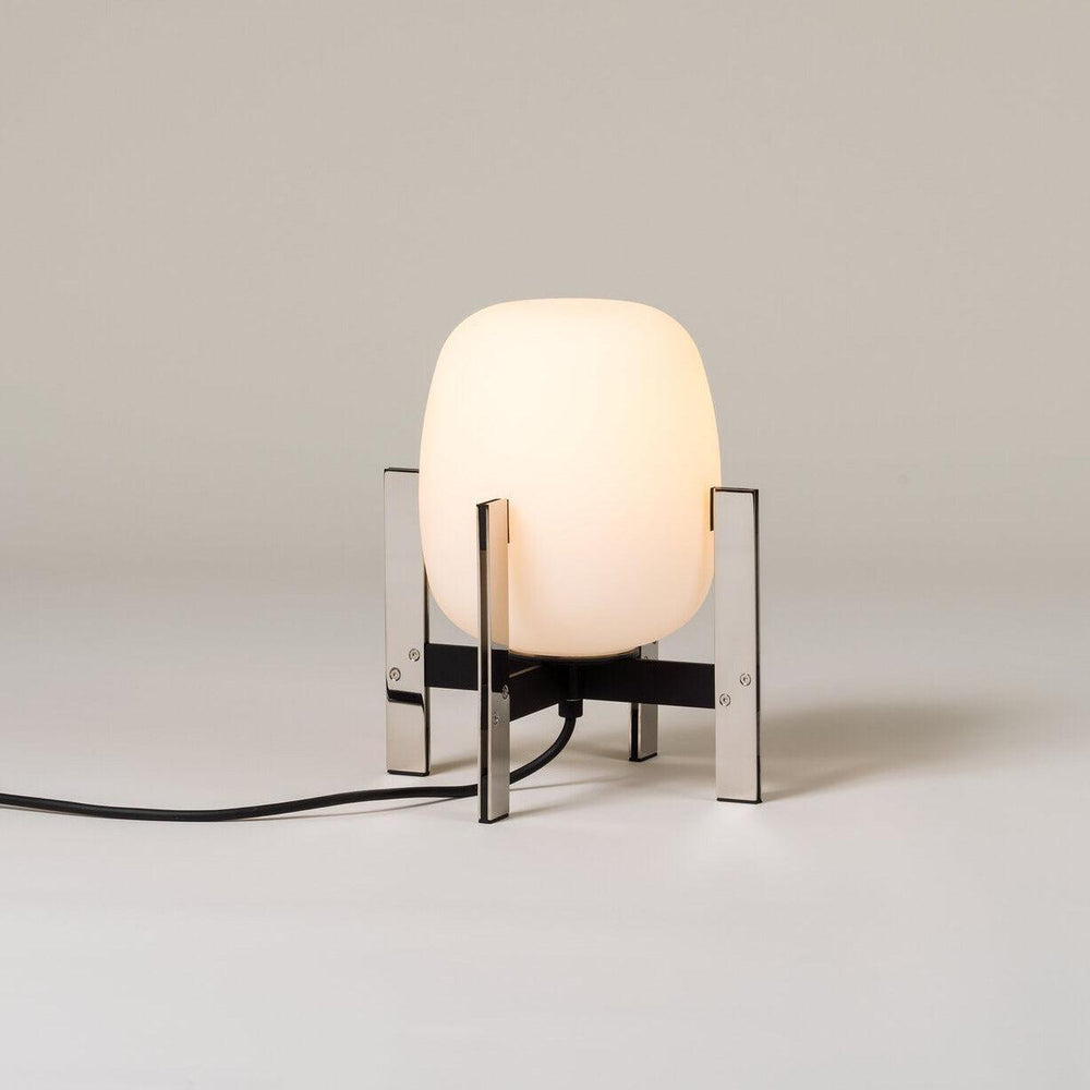Santa & Cole Cestita Metálica Table Lamp