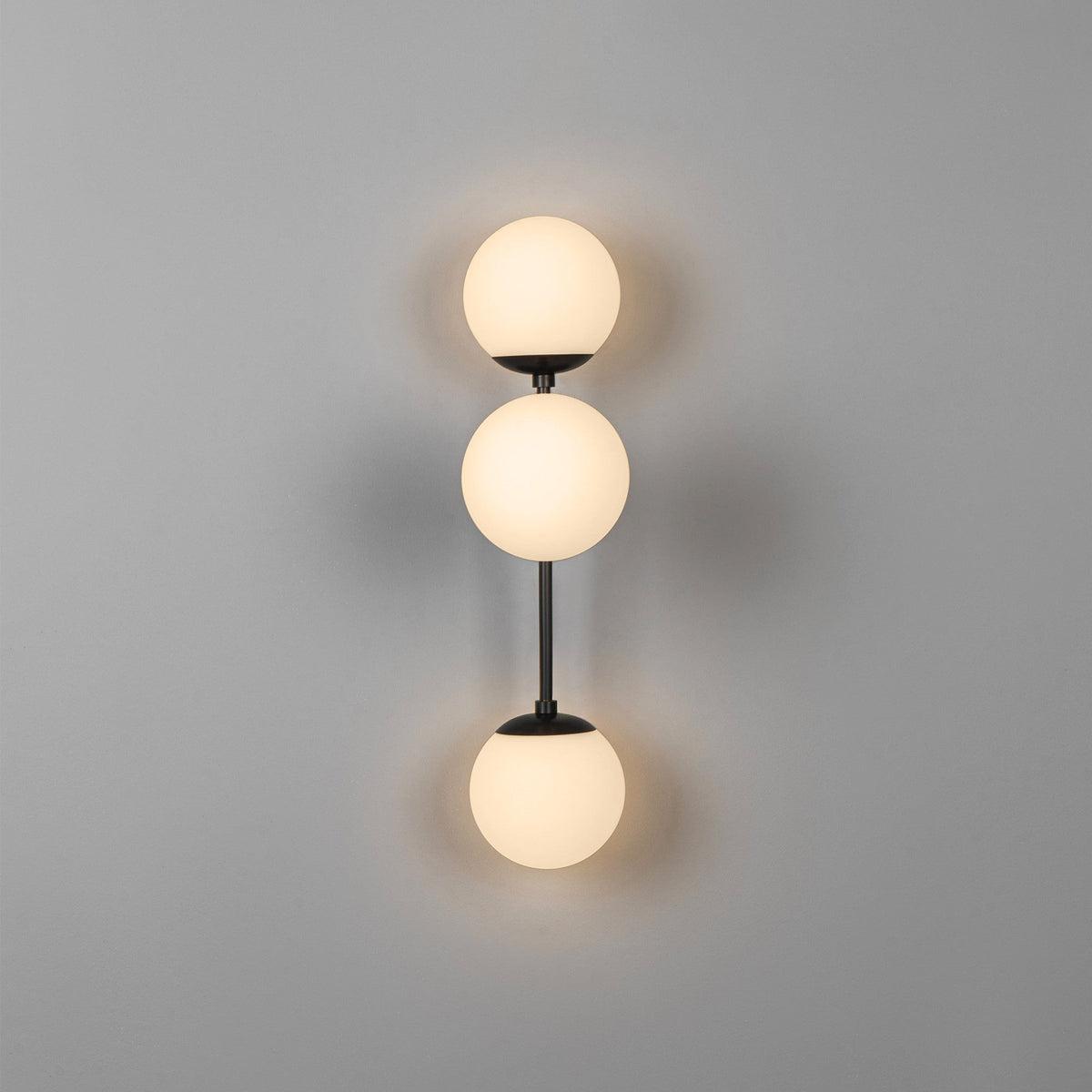 Schwung Armstrong Triple Wall Light | Inspyer Lighting