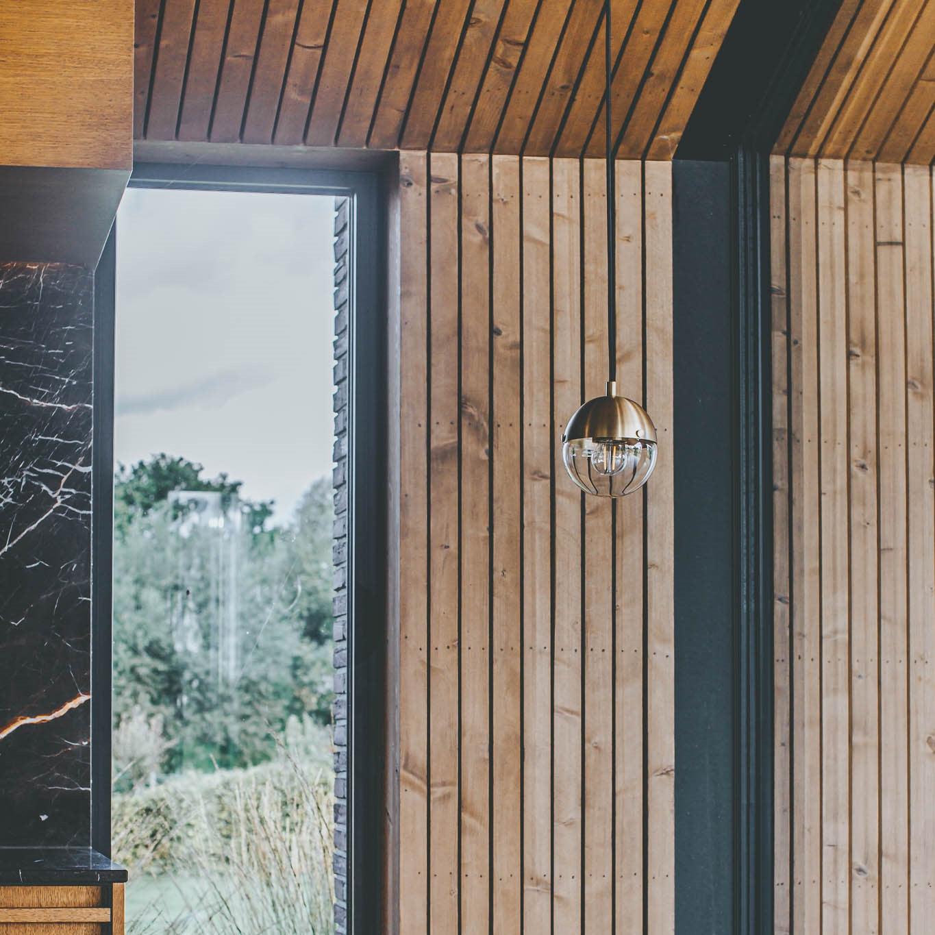 Schwung Molecule Single Pendant Light