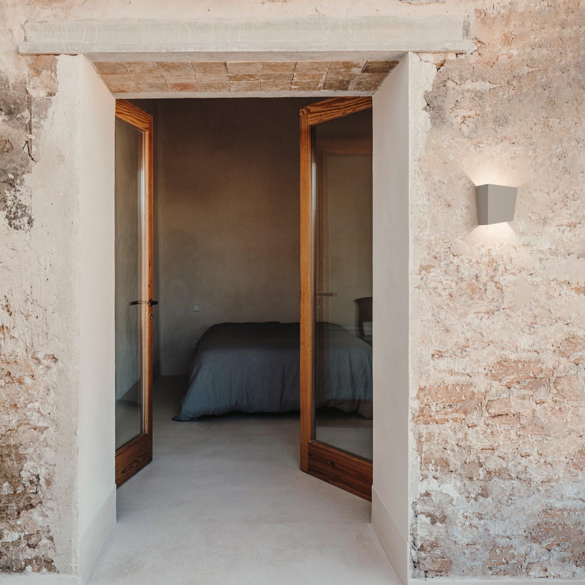 Vibia Break Plus Outdoor Wall Light | Inspyer Lighting