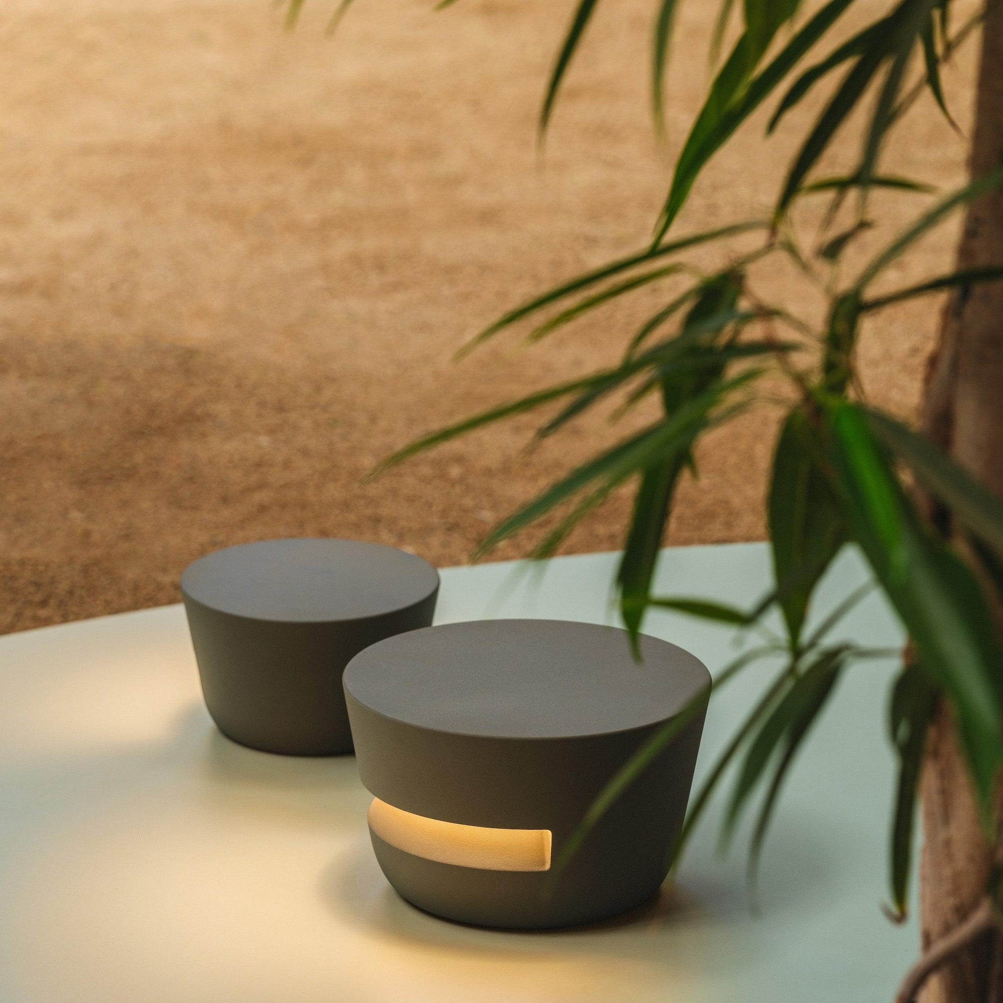 Vibia Dots Outdoor Floor Lamp | Inspyer Lighting