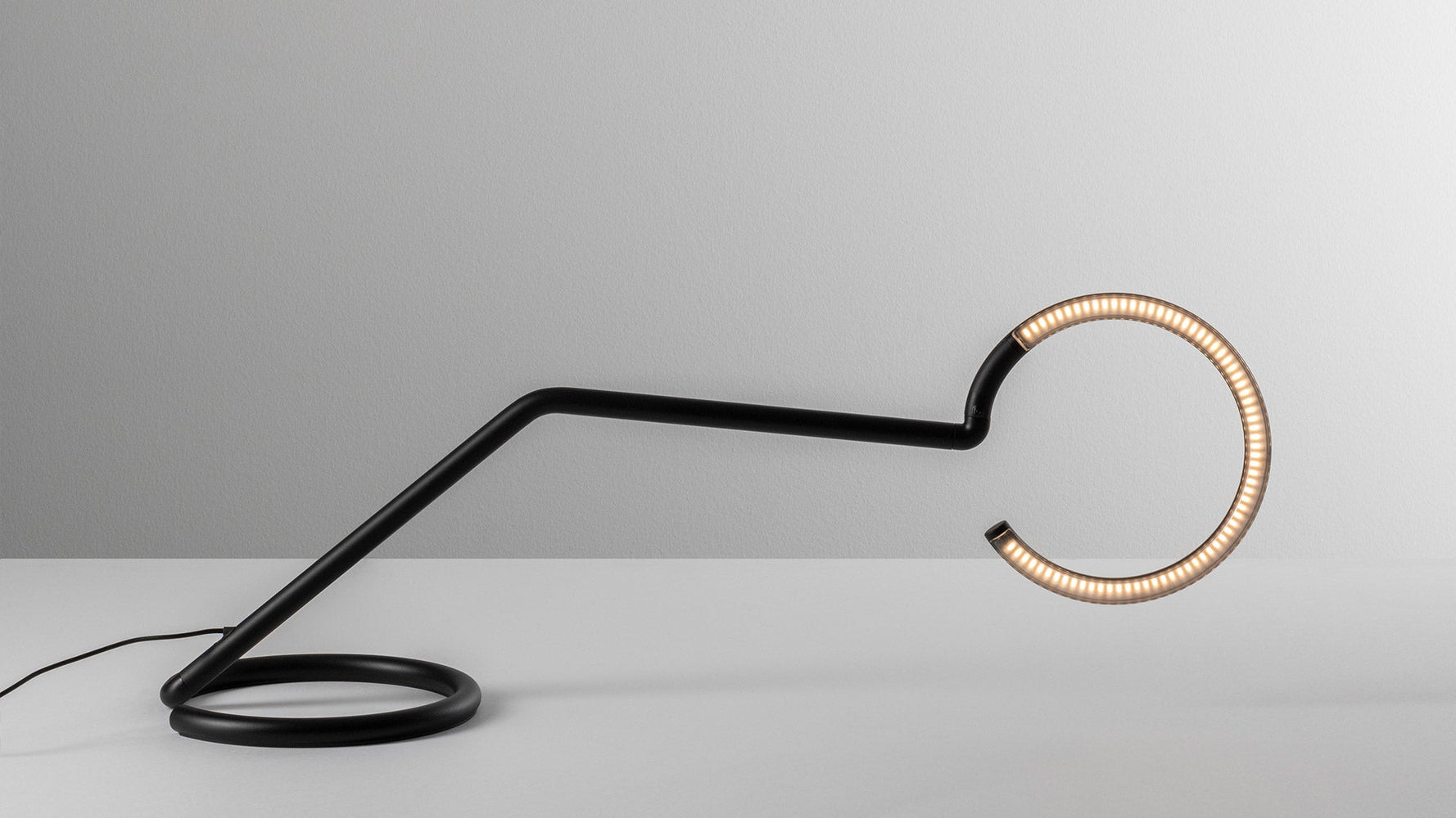 Artemide Vine Table Lamp | Inspyer Lighting