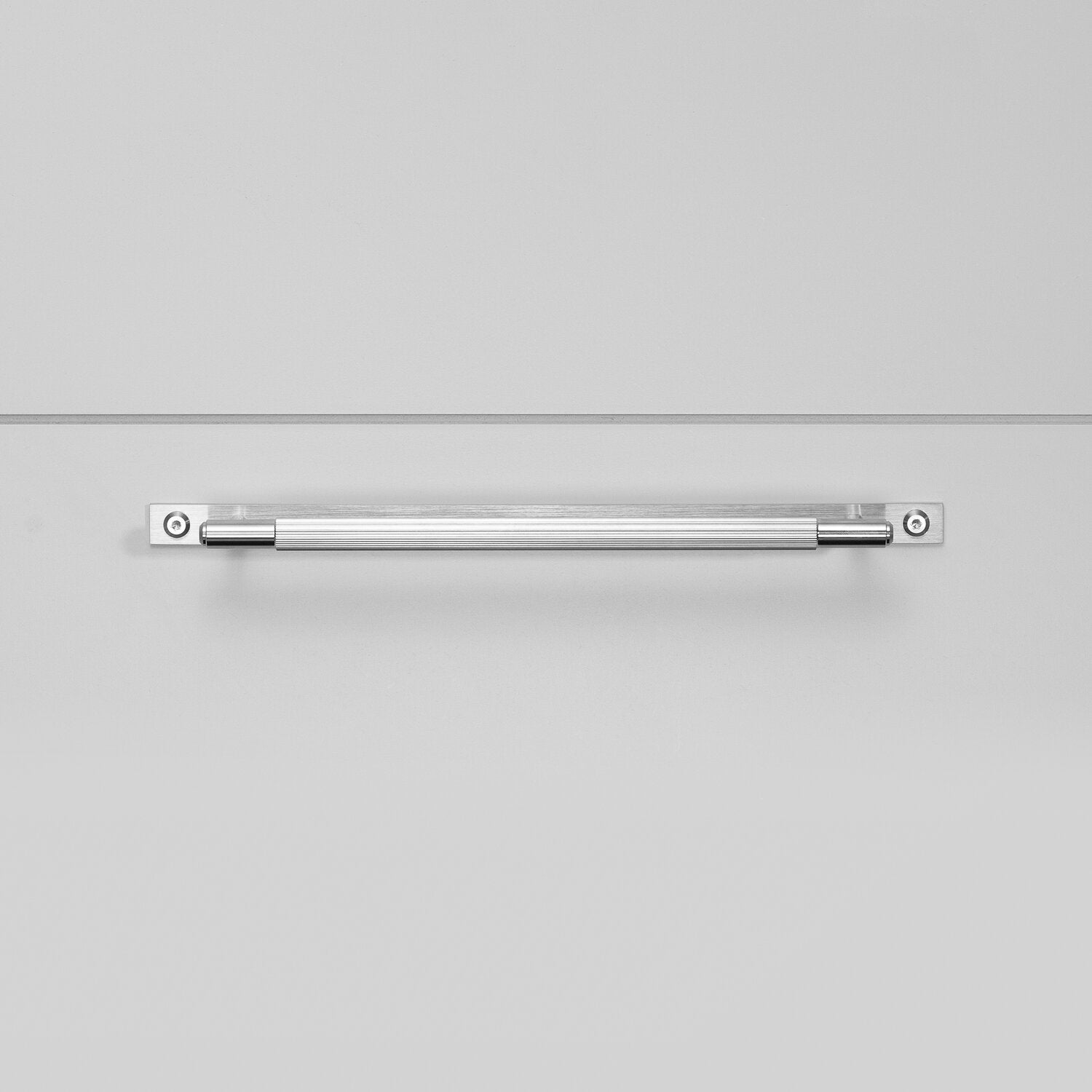 Buster + Punch Linear Pull Bar with Plate | Inspyer Lighting