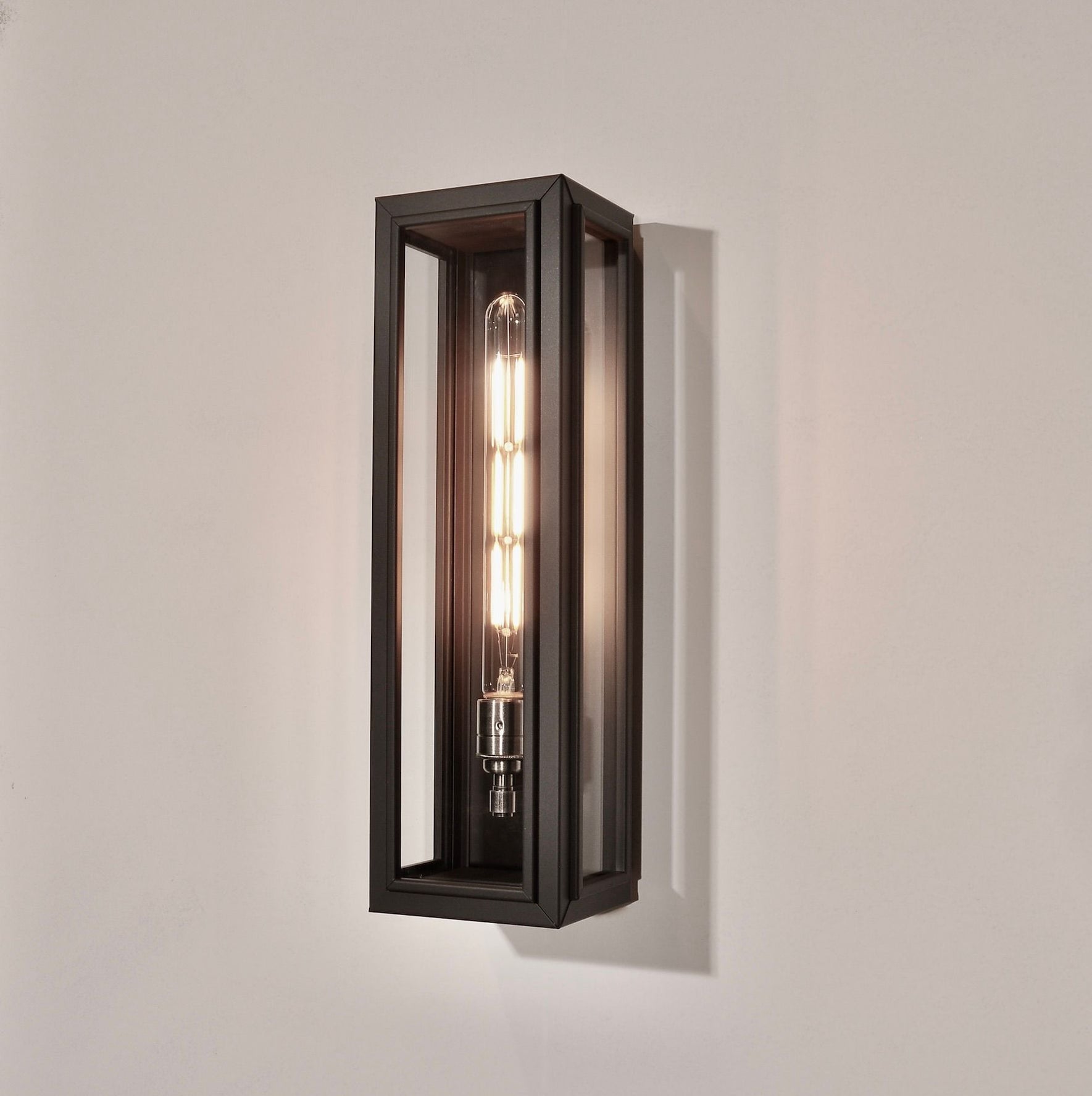 Cressida & Rose Windsor Outdoor Wall Light | Inspyer Lighting