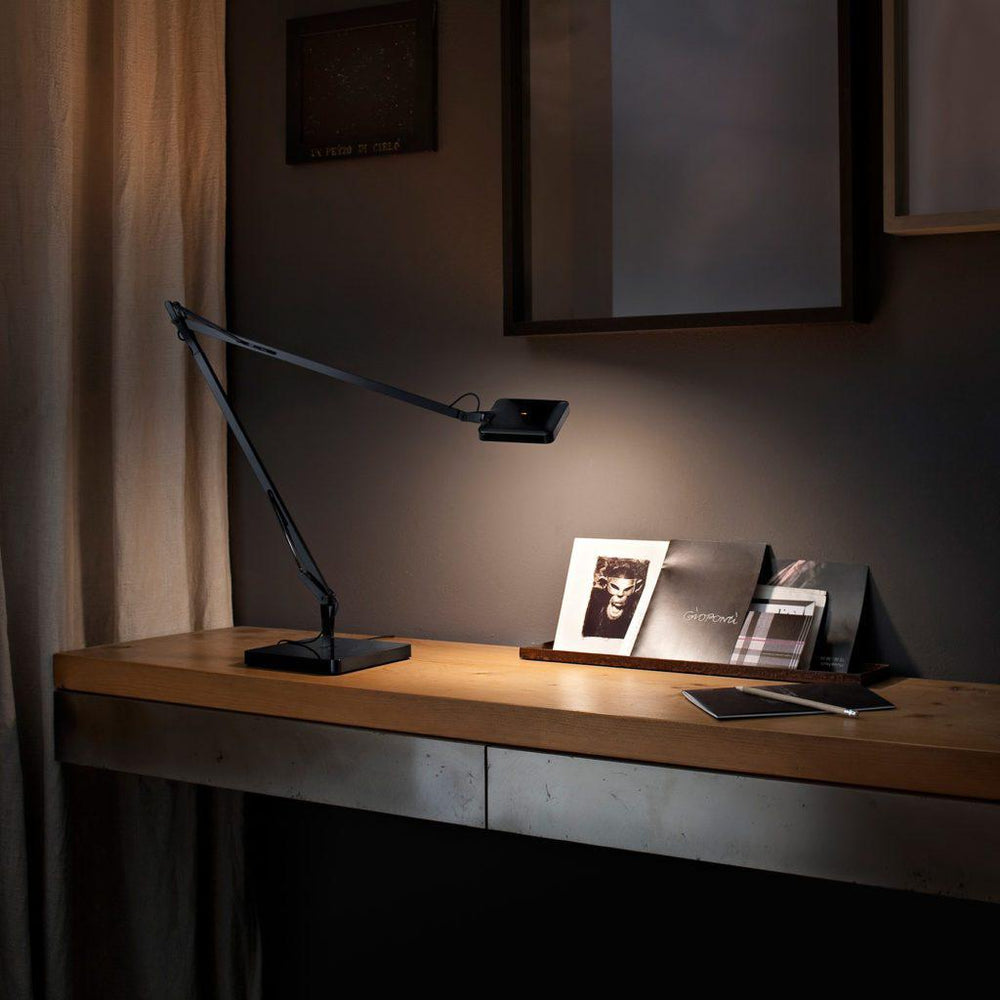 Flos Kelvin LED Desk Lamp | Inspyer Lighting
