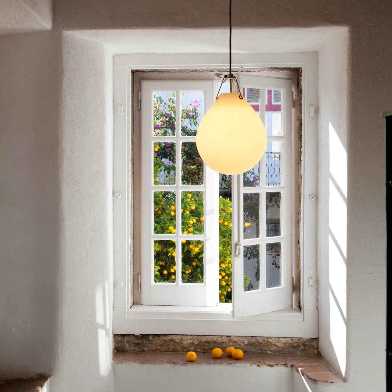 Louis Poulsen Moser Pendant Light