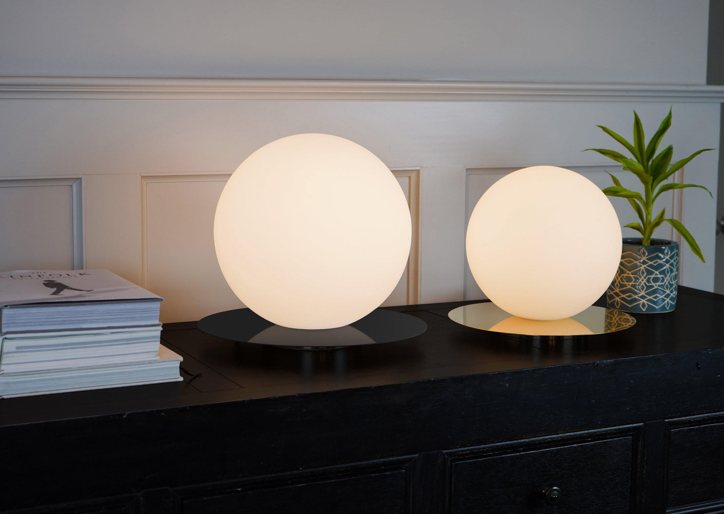 Pablo Designs Bola Sphere Table Lamp — Inspyer Lighting
