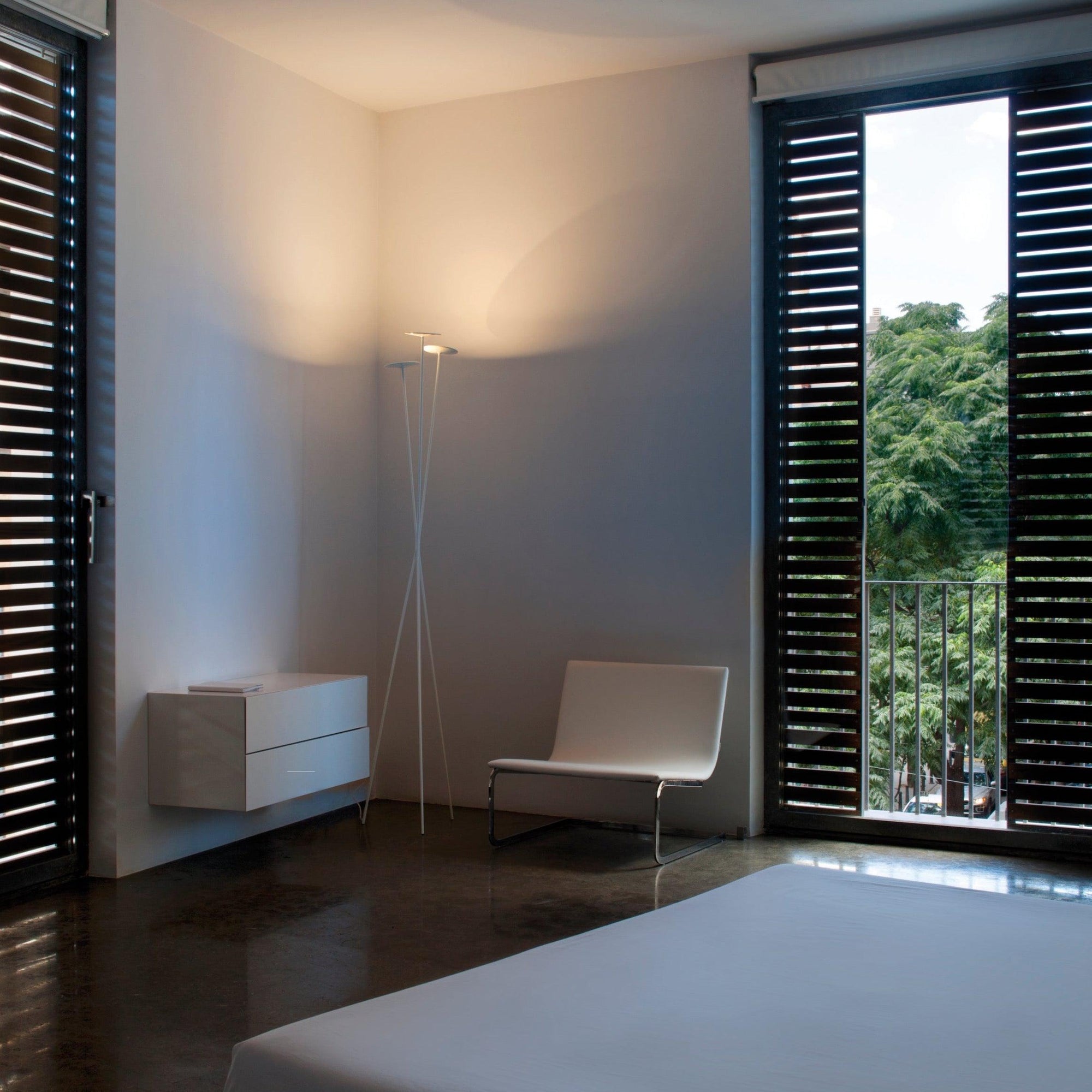 Vibia Skan Floor Lamp | Inspyer Lighting